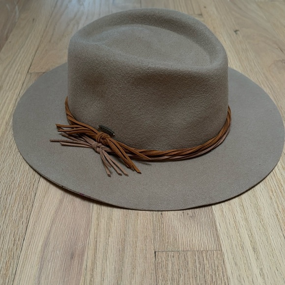 ADORA | Accessories | Brand New Adora Felt Hat | Poshmark